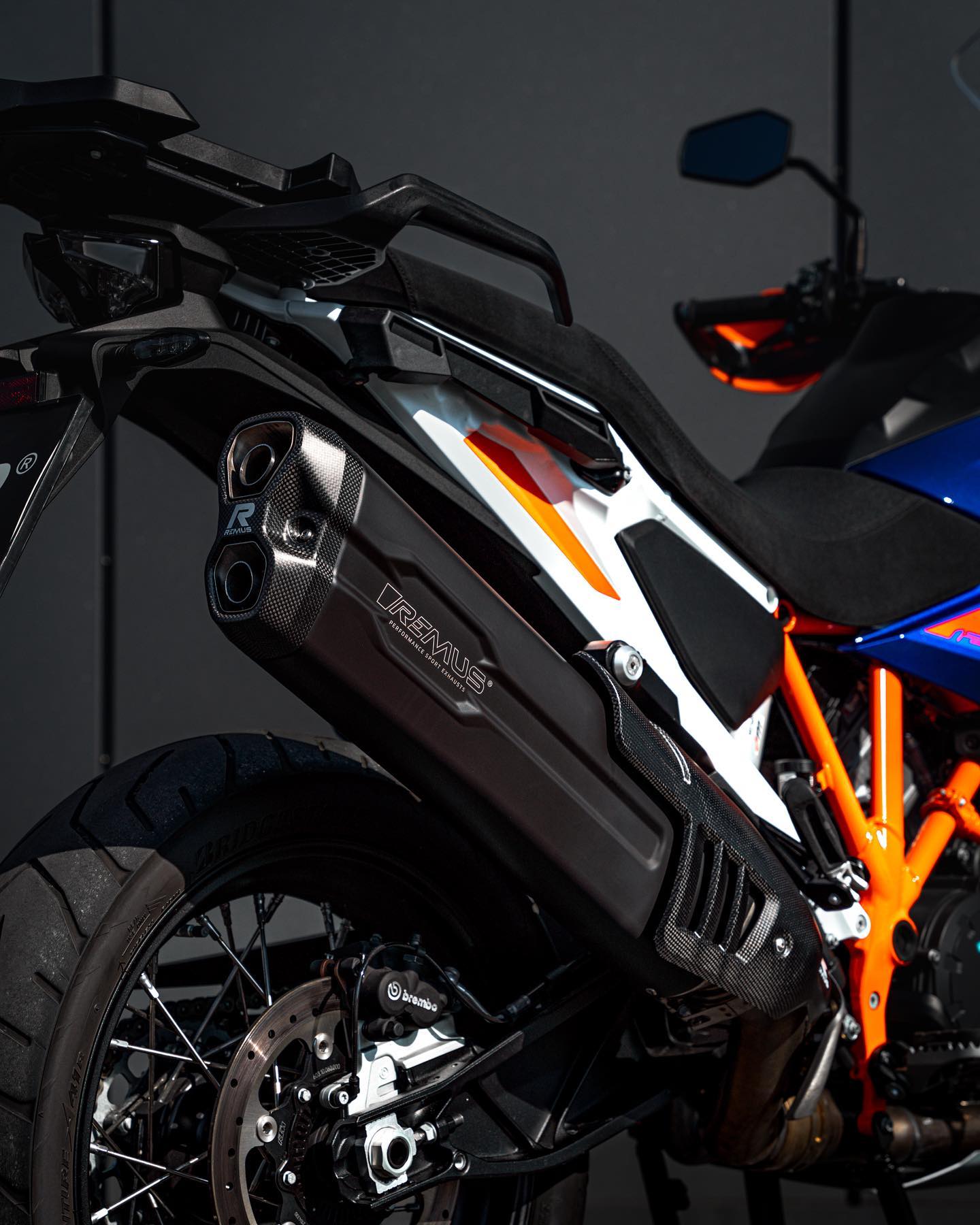 REMUS 8 2.0 Slip On Sportauspuff KTM Super Adventure 1290 inkl. Carbon ...