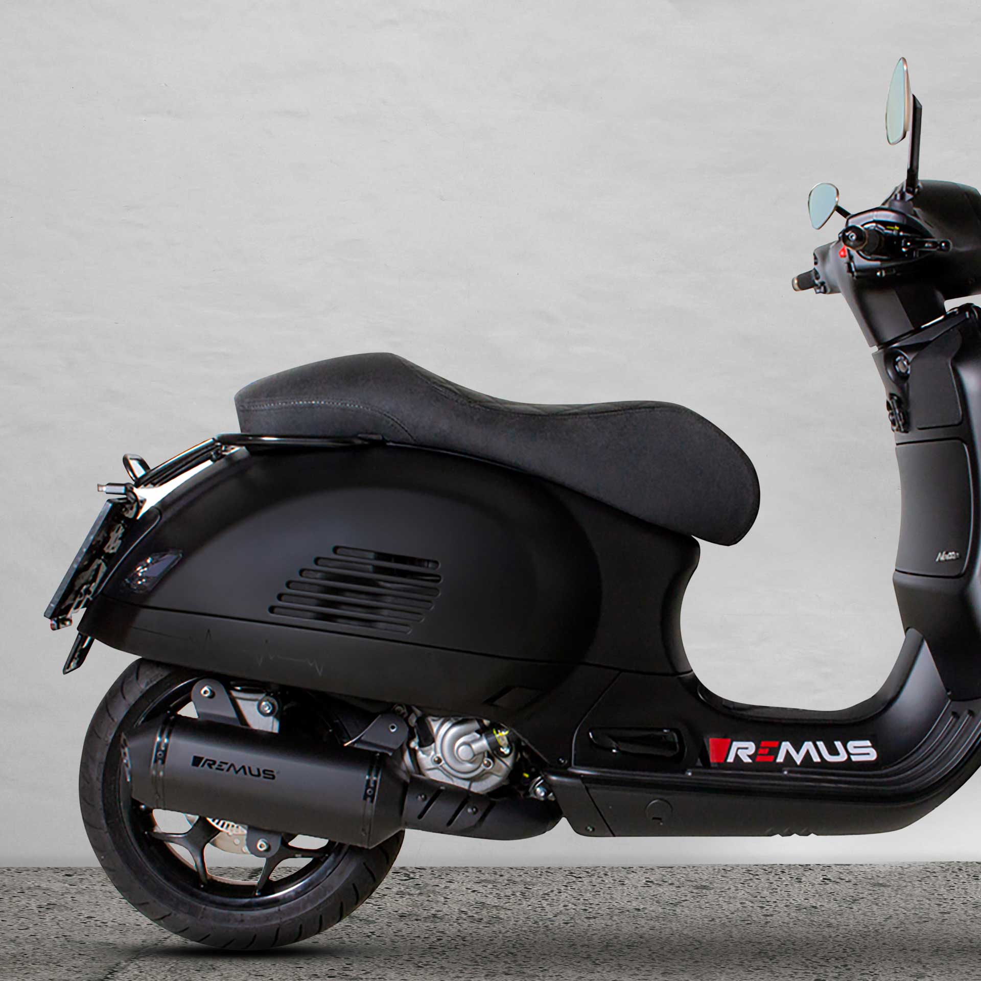 NEUENTWICKLUNG MC 2021 | #09 VESPA GTS 300 HPE | Remus