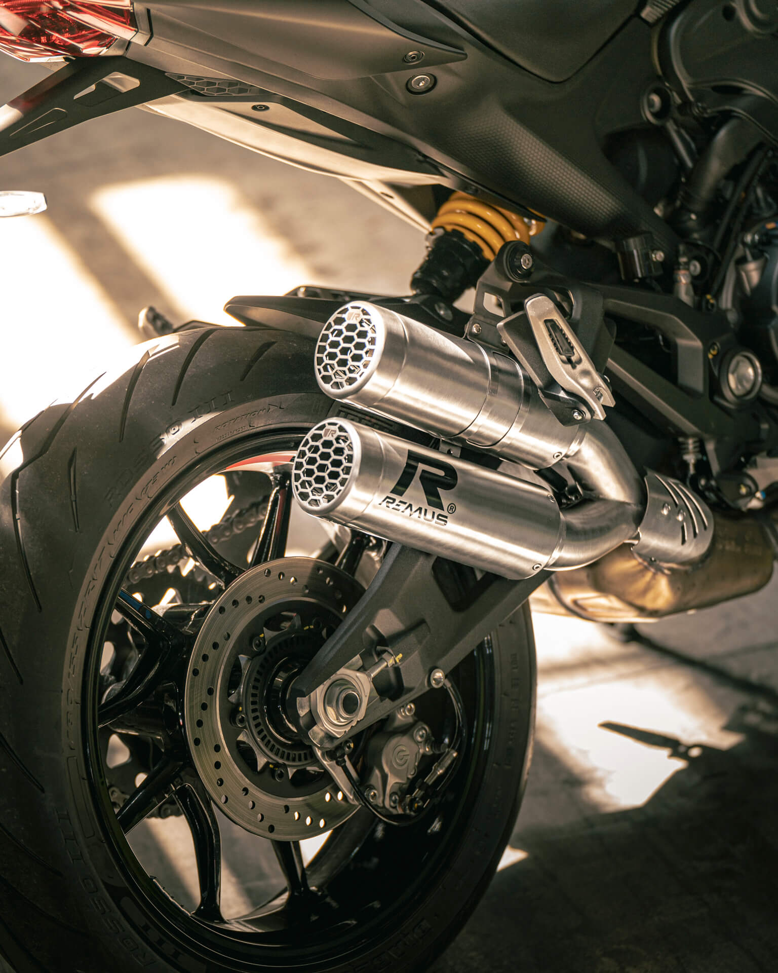 REMUS Double MESH RACING Exhaust for Ducati Monster Euro 5, stainless ...